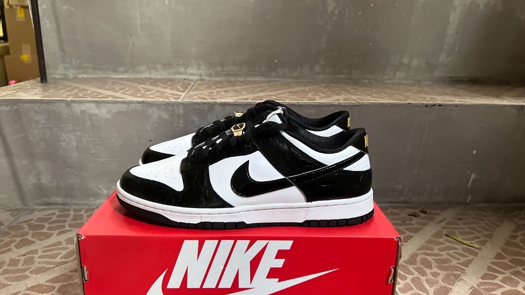 Dunk Low Championship Panda, Men's Fashion, Footwear, Sneakers on Carousell