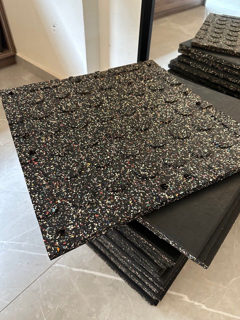 EPDM Gym mat with connectors, Sports Equipment, Exercise & Fitness ...