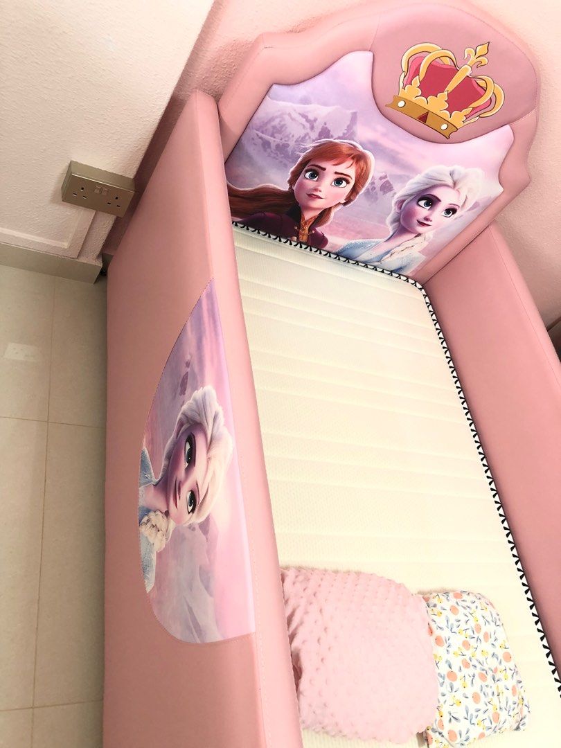Frozen Elsa&Anna bed frame, mattress & mattress cover., Babies & Kids ...
