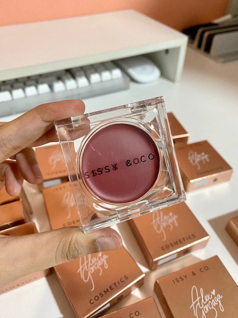 Issy & Co. Creme Blush - Scandal, Beauty & Personal Care, Face, Makeup ...