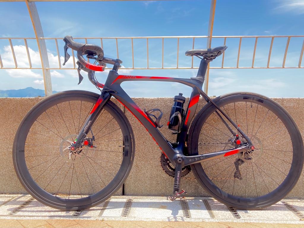 Java feroce 2 碳架公路單車, 運動產品, 單車及配件, 單車 - Carousell