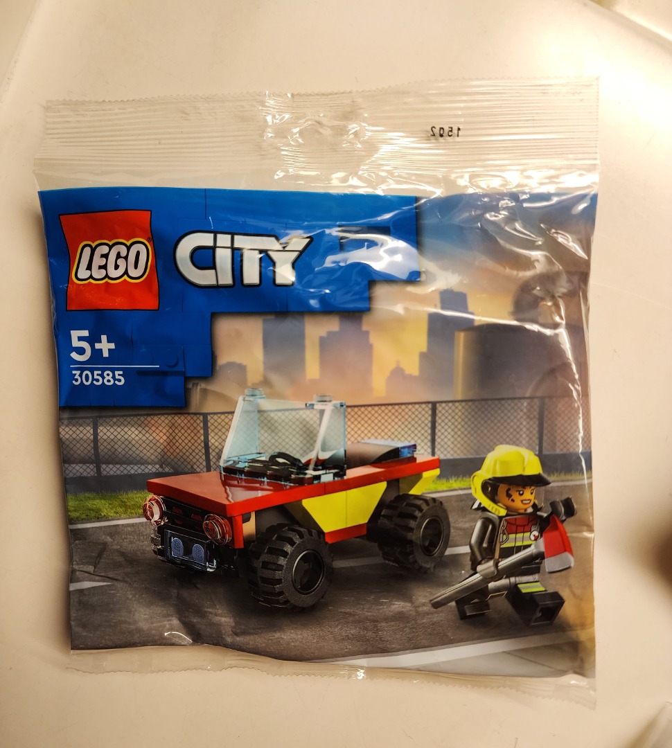 LEGO CITY 30585 Fire Patrol Vehicle, 興趣及遊戲, 玩具 & 遊戲類 - Carousell