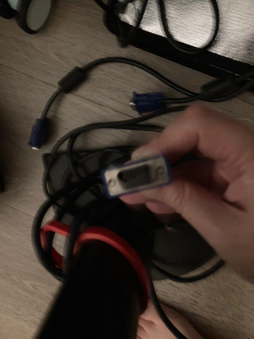 Lenovo monitor VGA (screen approx 31x 38cm), Computers & Tech, Parts ...