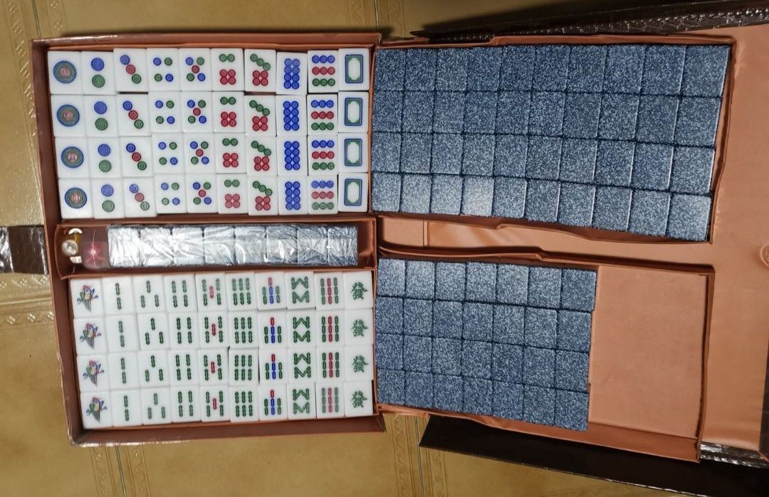 A1 Mahjong Tiles Full Set with fei and joker NO NEGO, Hobbies & Toys ...