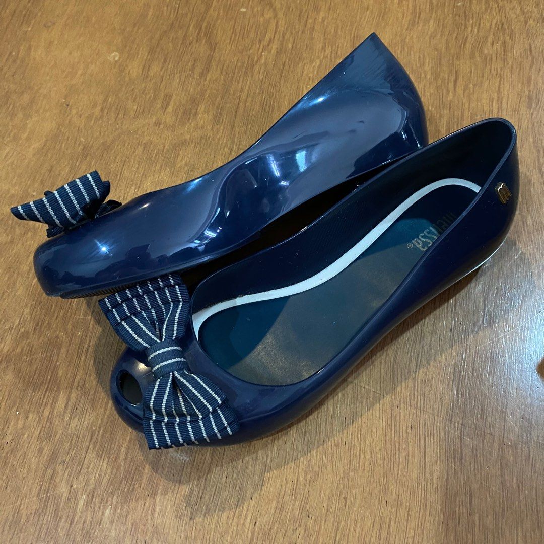 Melissa, Women's Fashion, Footwear, Flats on Carousell