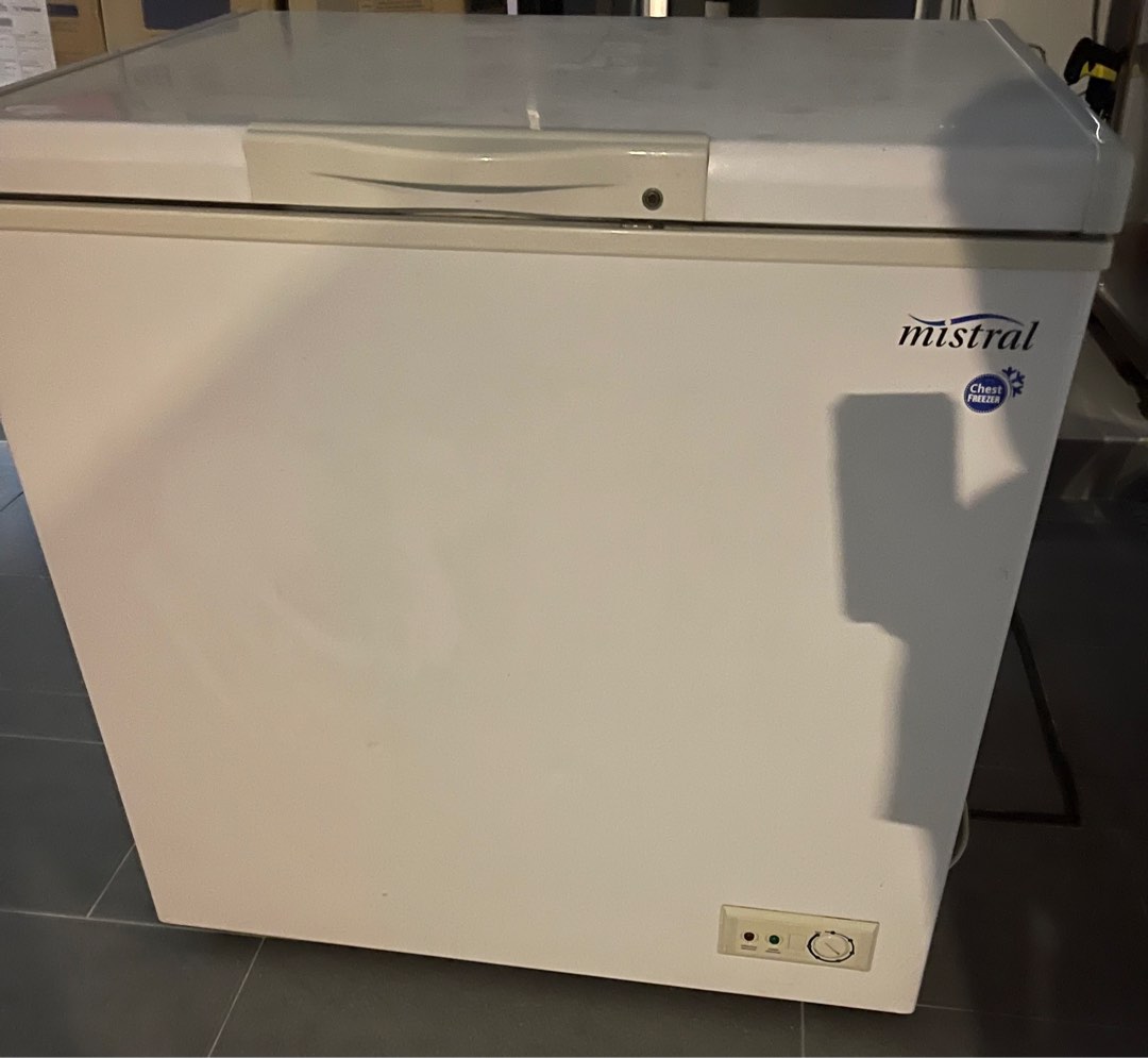 Mistral chest freezer, TV & Home Appliances, Kitchen Appliances ...