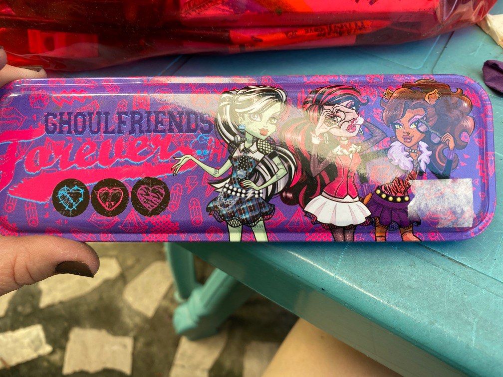 Monster high pen case wd bonus items inside, Hobbies & Toys, Stationary ...