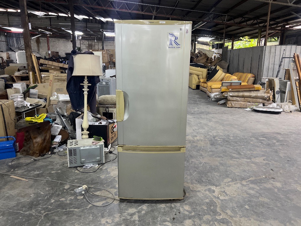 NATIONAL 2 Door Refrigerator Model NR-B47T / Model Peti Sejuk 2 Pintu ...