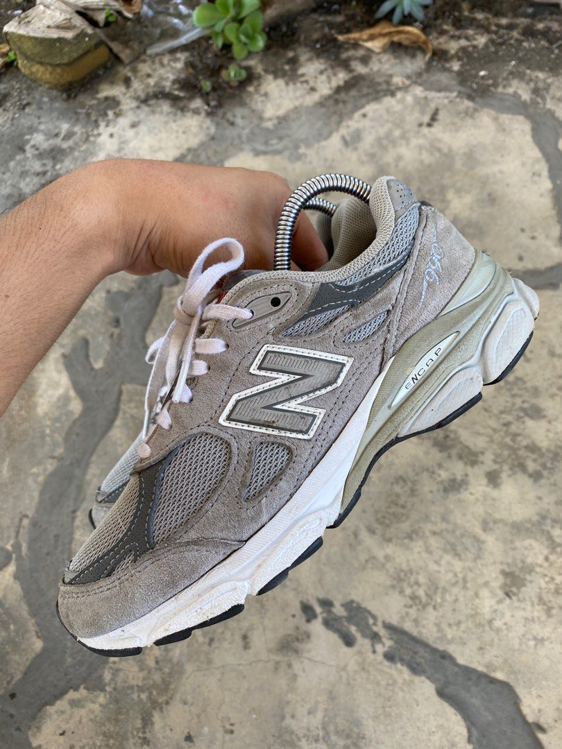 New Balance 990 V4, Women's Fashion, Footwear, Sneakers on Carousell