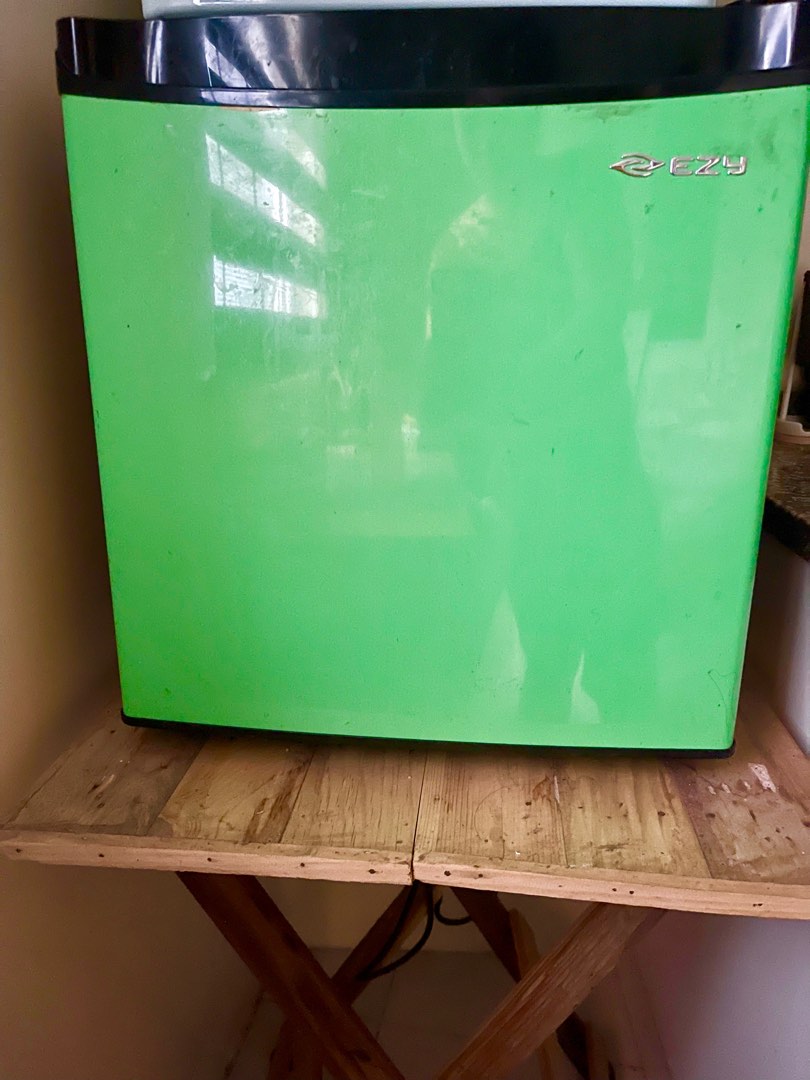 Personal Ref with free stand, TV & Home Appliances, Kitchen Appliances ...