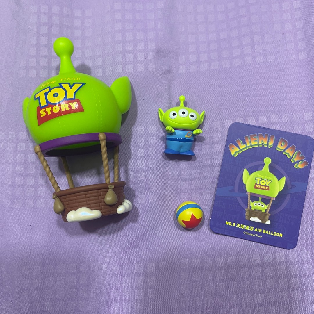 Popmart - the aliens, Hobbies & Toys, Toys & Games on Carousell