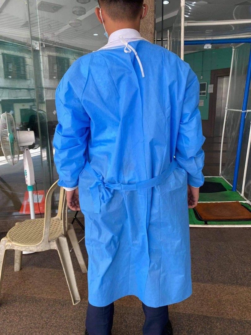 QUANTUM ISO GOWN NON WOVEN 60GSM (BULK), Health & Nutrition, Medical ...