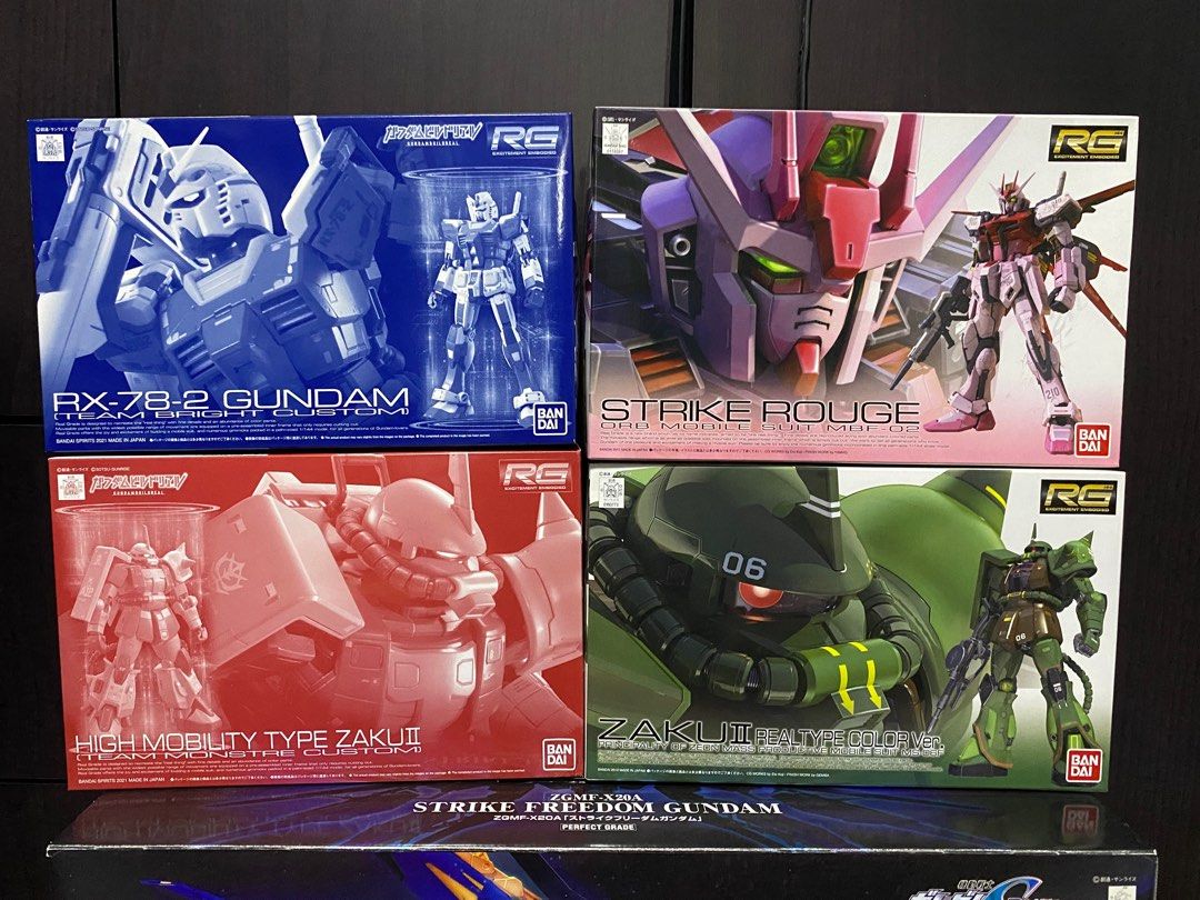 RG 1/144 Zaku 2 Gundam Team Monstre Bright Custom Set & Strike Rouge ...