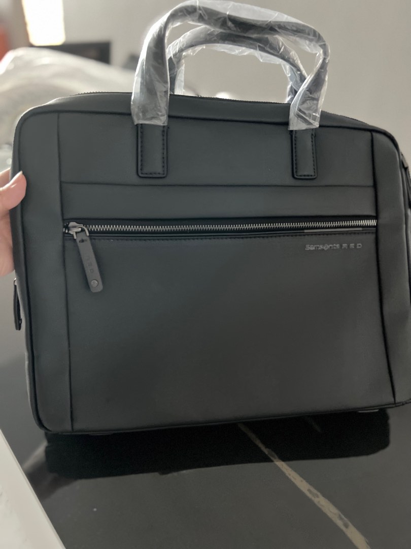 Samsonite Laptop Bag, Men's Fashion, Bags, Briefcases on Carousell