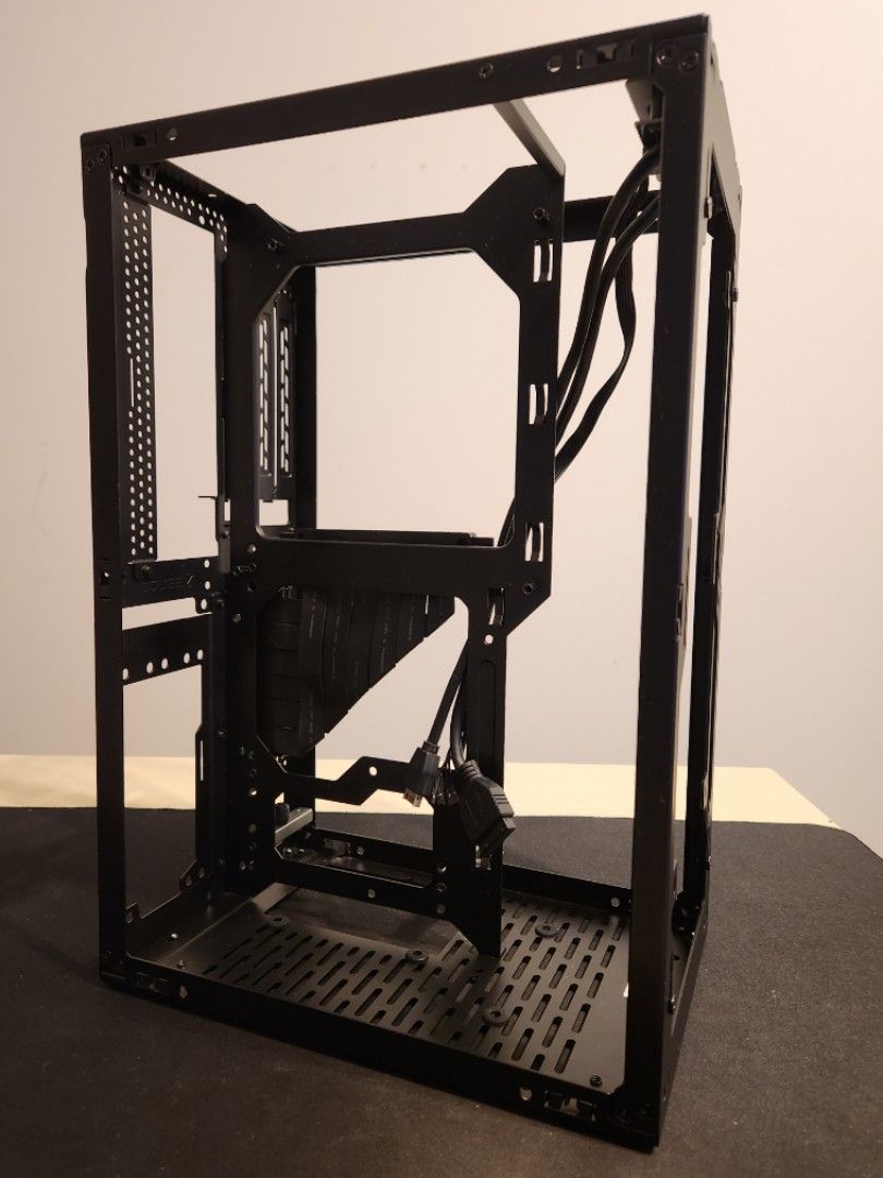 SSUPD Meshlicious Full Mesh ITX Chassis, Computers & Tech, Desktops on ...