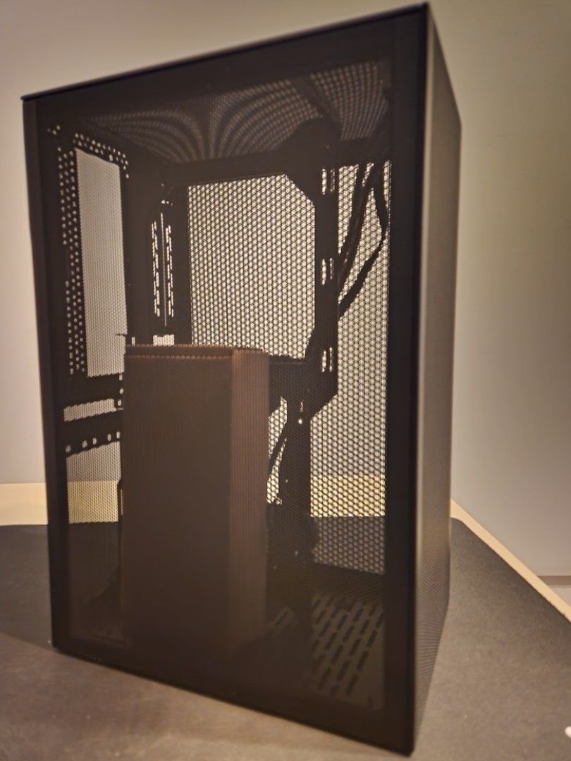 SSUPD Meshlicious Full Mesh ITX Chassis, Computers & Tech, Desktops on ...