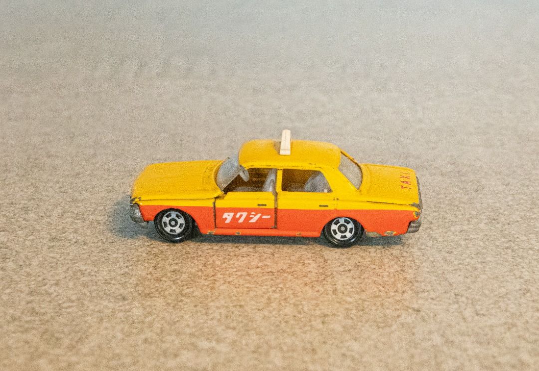 Tomica Toyota New Crown Taxi #28, Hobbies & Toys, Memorabilia ...