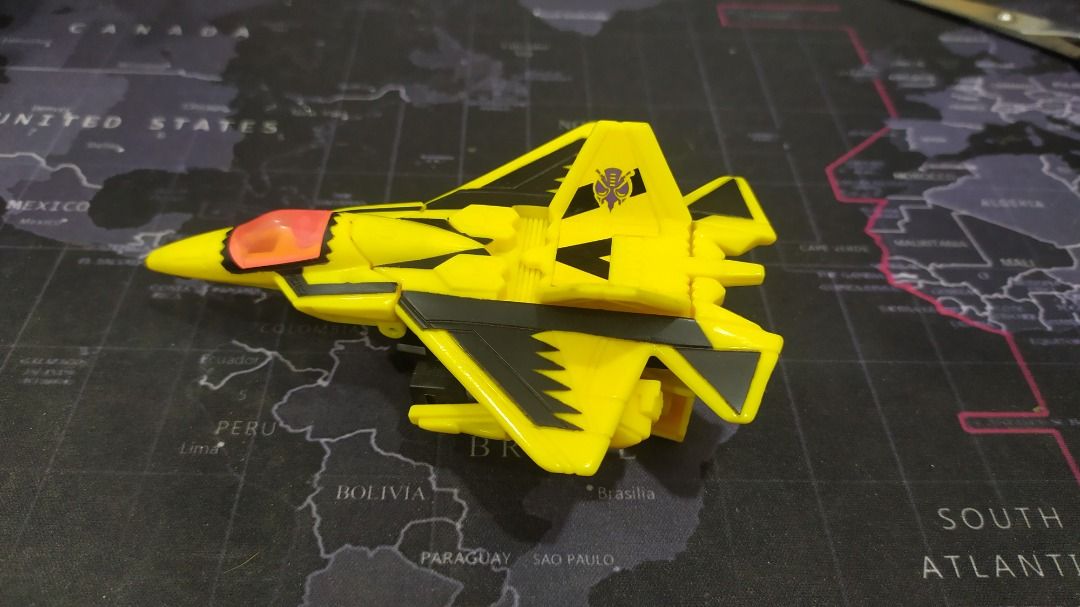 transformers beast wars japanese plane, Hobbies & Toys, Toys & Games on ...