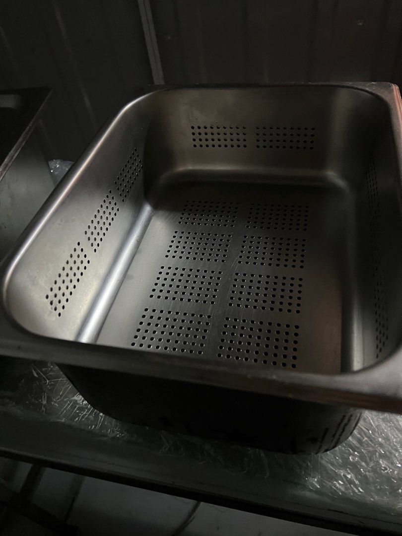 Trays - deep frying oil pot, TV & Home Appliances, Kitchen Appliances ...