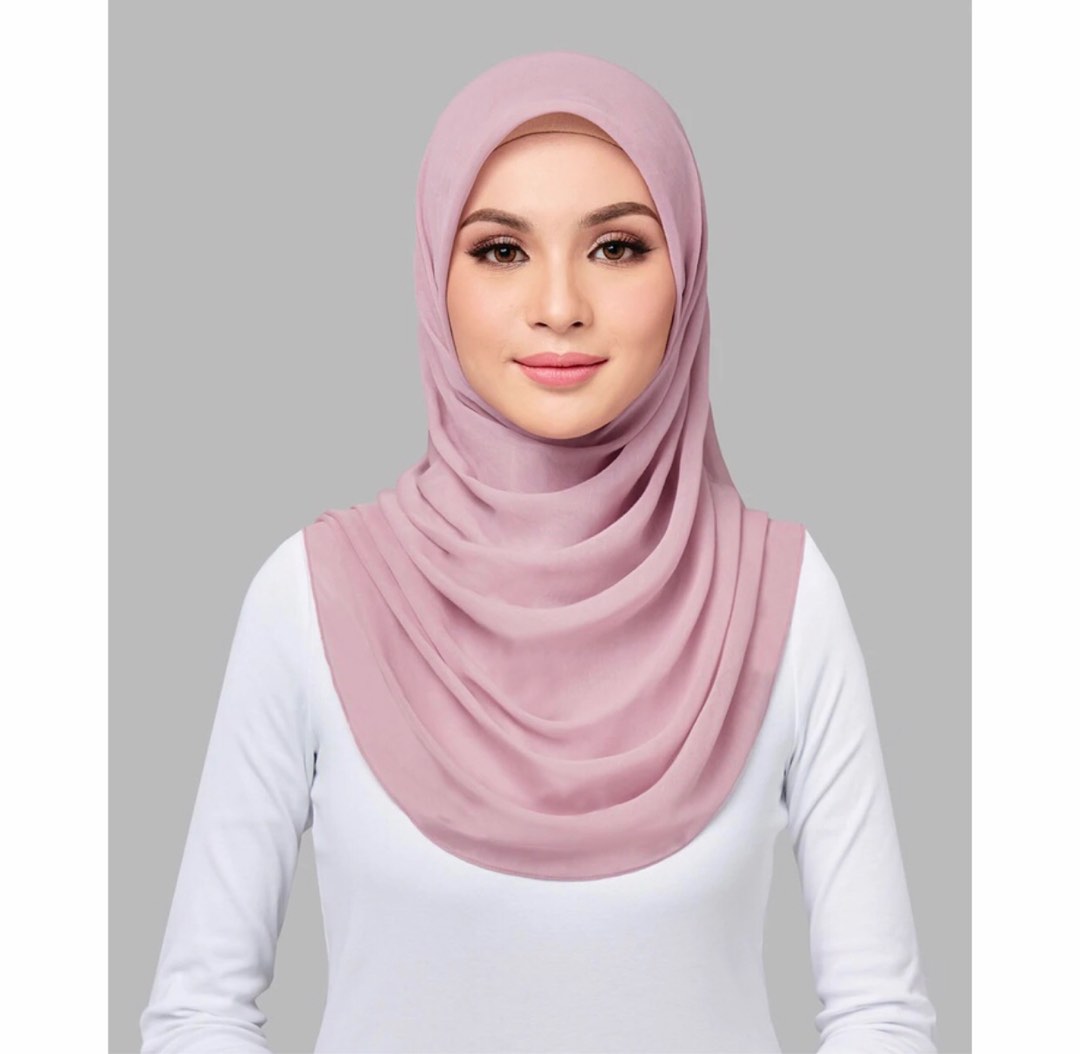 Tudung ruffle lilit curve, Women's Fashion, Muslimah Fashion, Hijabs on ...