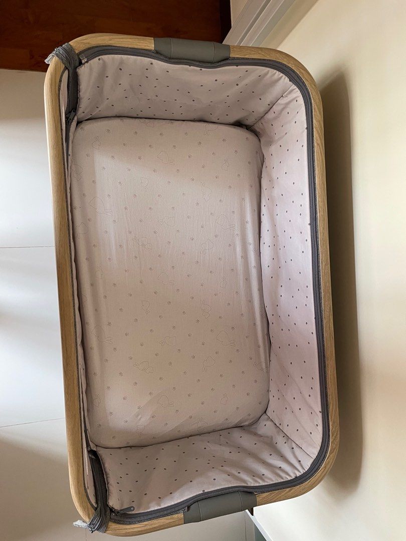 Tutti Bambini CoZee Bedside Co-Sleeper Crib - Oak and Charcoal, Babies ...