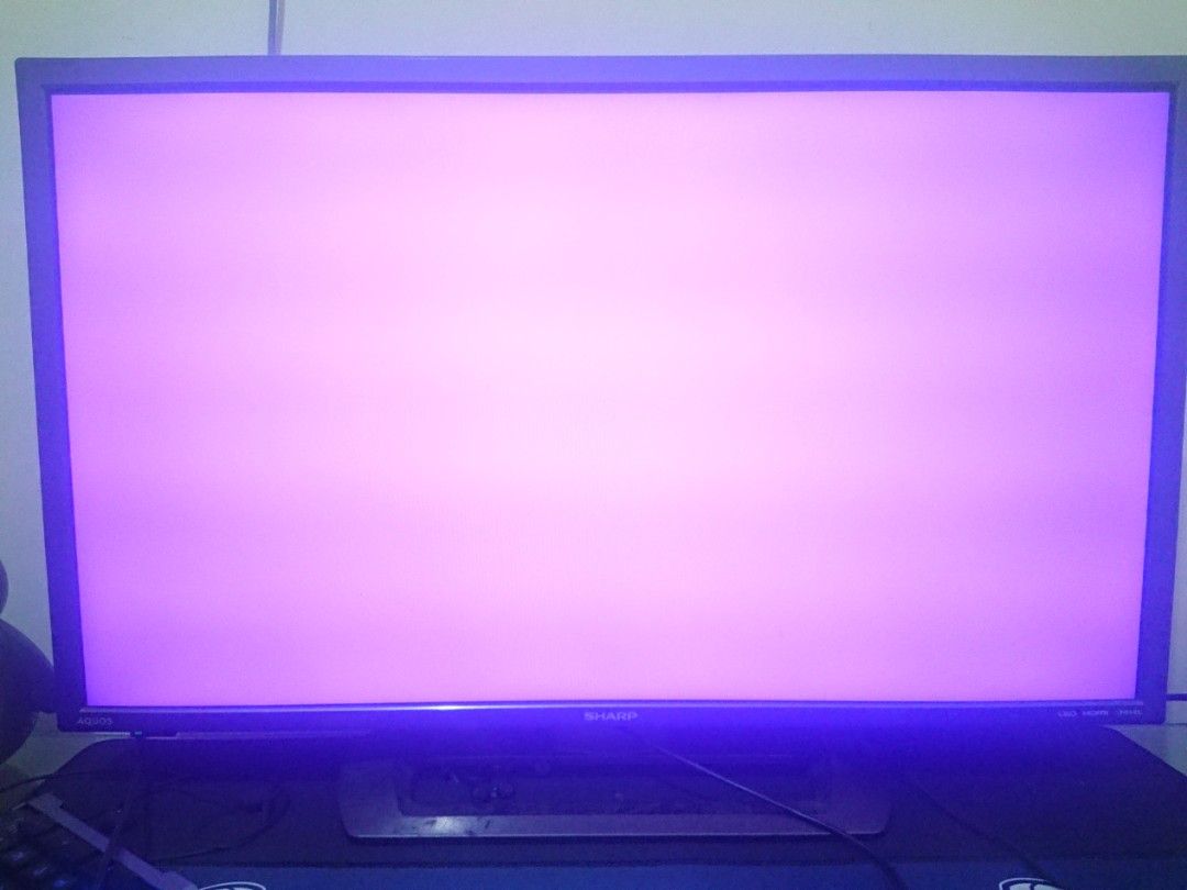 TV LED SHARP AQUOS 32 INCH, Elektronik, TV & Perlengkapan Hiburan di ...