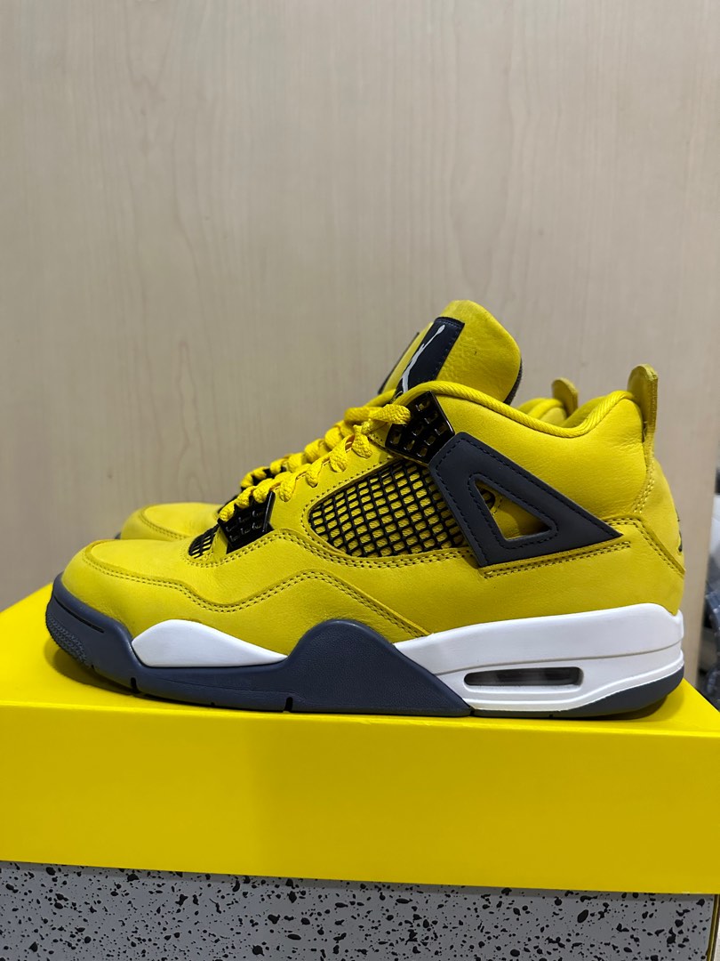 (US 9) Air Jordan 4 Lightning, Men's Fashion, Footwear, Sneakers on ...