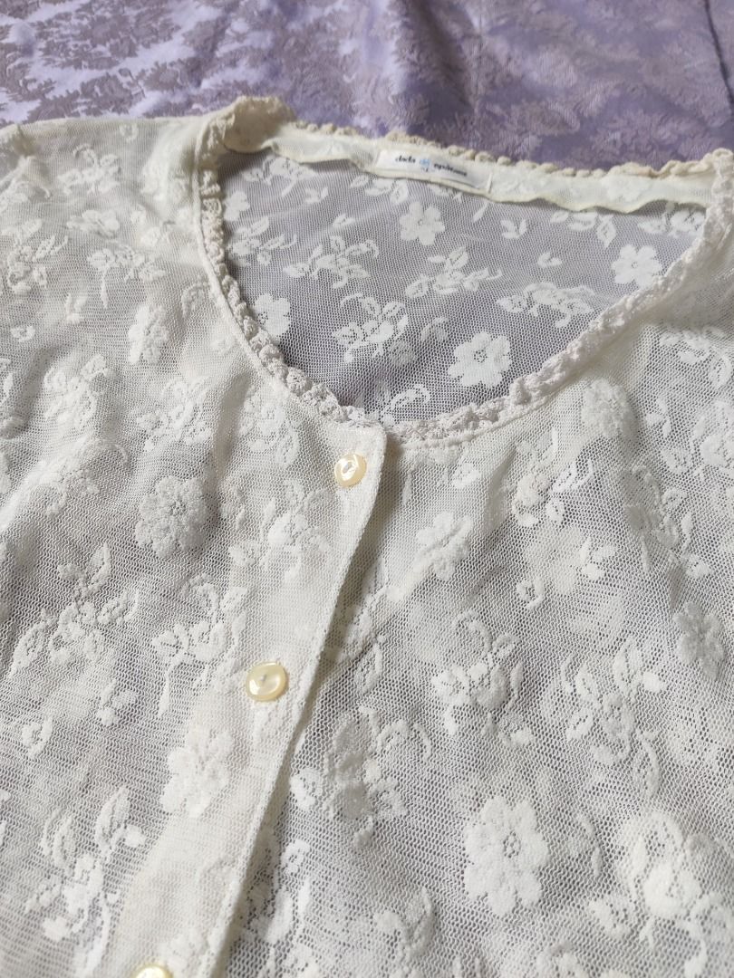Vintage Dainty Sheer Floral Lace Button Down Long-sleeved Blouse | 90s ...