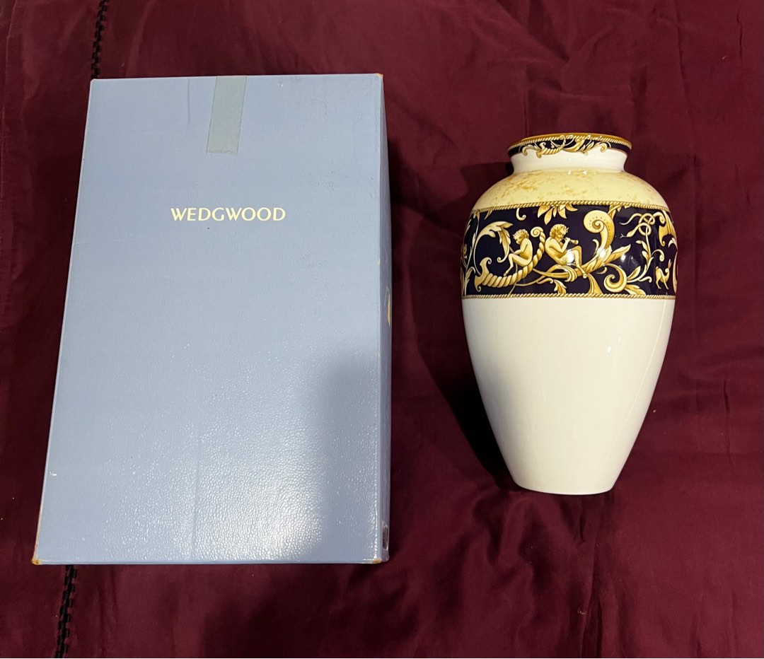 Wedgwood Cornucopia England Vase, Furniture & Home Living, Home Decor ...