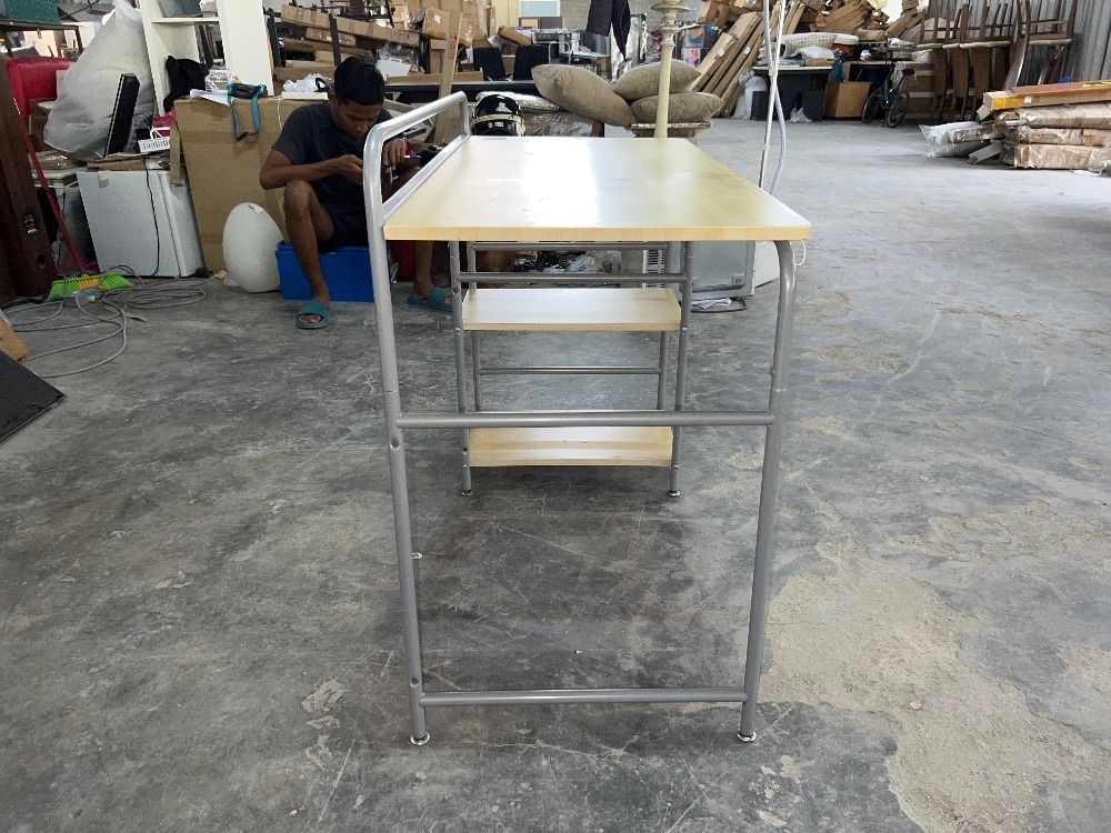 Wooden Metal Frame Study Desk / Meja Belajar Bingkai Logam Kayu ...