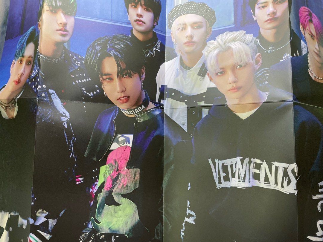 Wts/lfb stray kids posters skz member and group posters, Hobbies & Toys ...