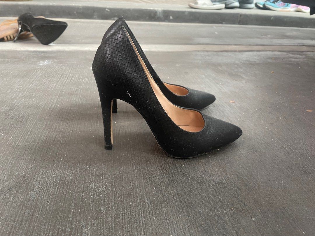 Nose heels, Women's Fashion, Footwear, Heels on Carousell