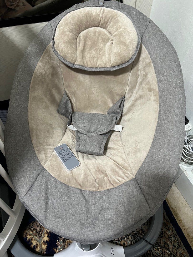 Automated Baby Rocker/Swing/Soother, Babies & Kids, Infant Playtime on ...