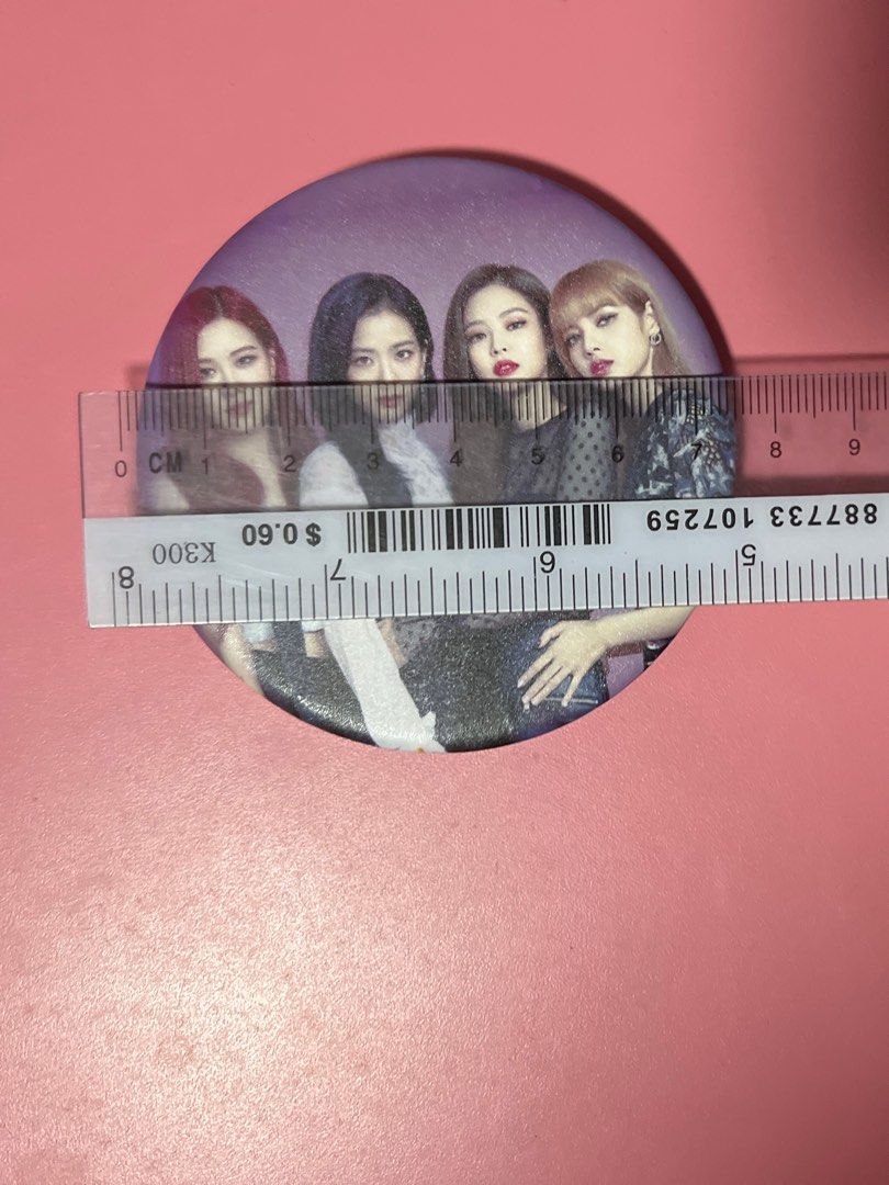 BLACKPINK pin, Hobbies & Toys, Memorabilia & Collectibles, K-Wave on ...