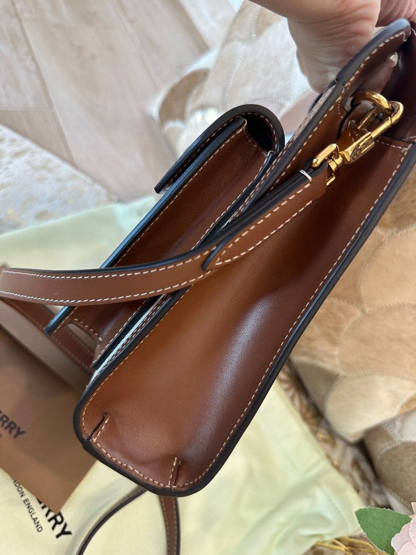 Burberry Horseferry Mini Pocket Bag, Women's Fashion, Bags & Wallets ...