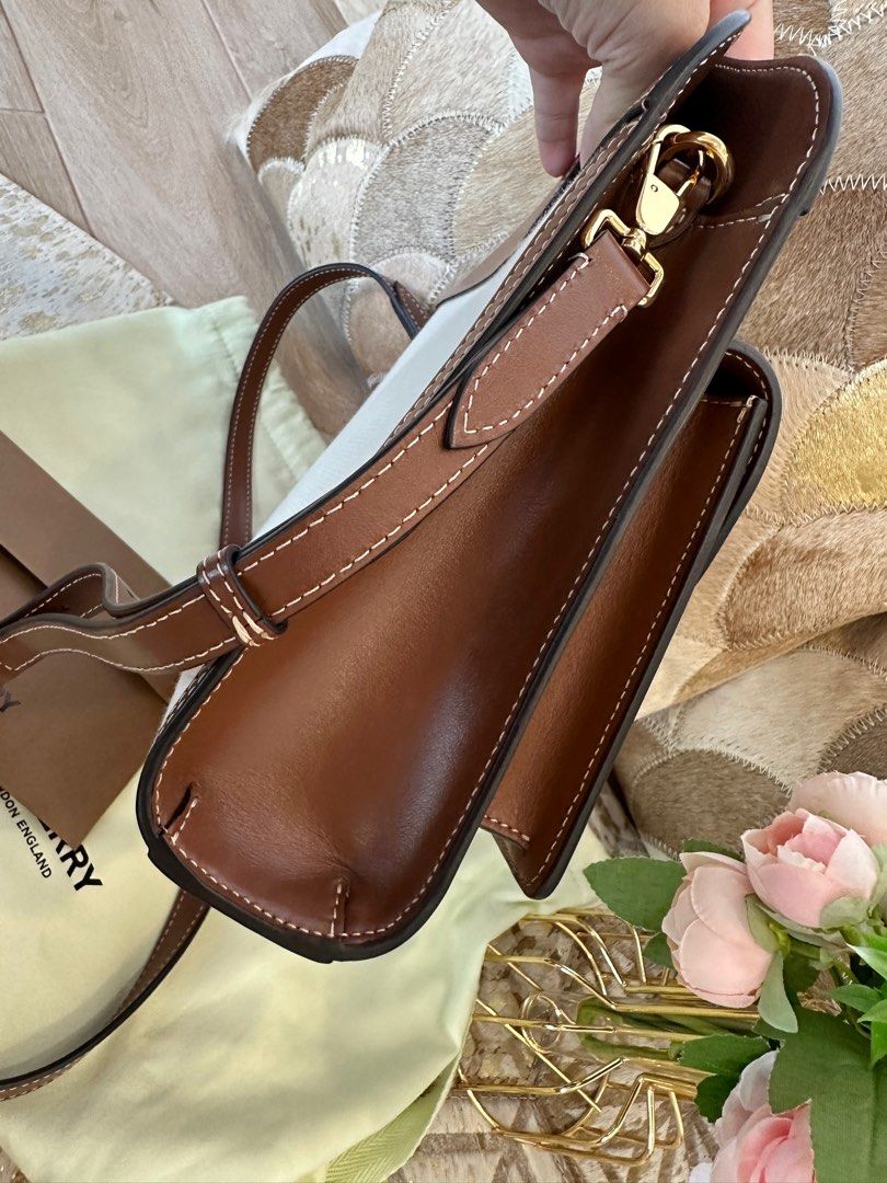 Burberry Horseferry Mini Pocket Bag, Women's Fashion, Bags & Wallets ...