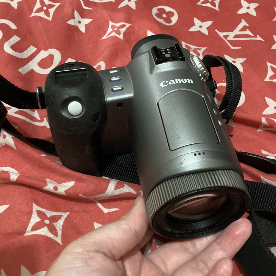 Canon Power Shot Pro 90 IS, Photography, Cameras on Carousell