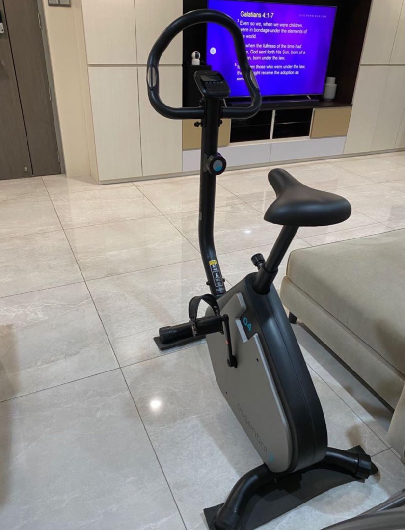 Decathlon stationary bike, Sports Equipment, Exercise & Fitness, Cardio ...