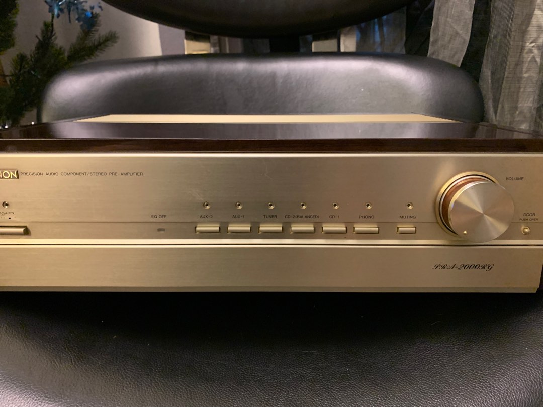 Denon PRA-2000R(eference)G(old) preamplifier, Audio, Soundbars ...