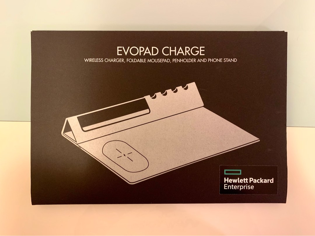 Evopad Charge 多功能無線充電滑鼠墊, 電腦＆科技, 電腦周邊及配件, 電腦周邊產品 - Carousell