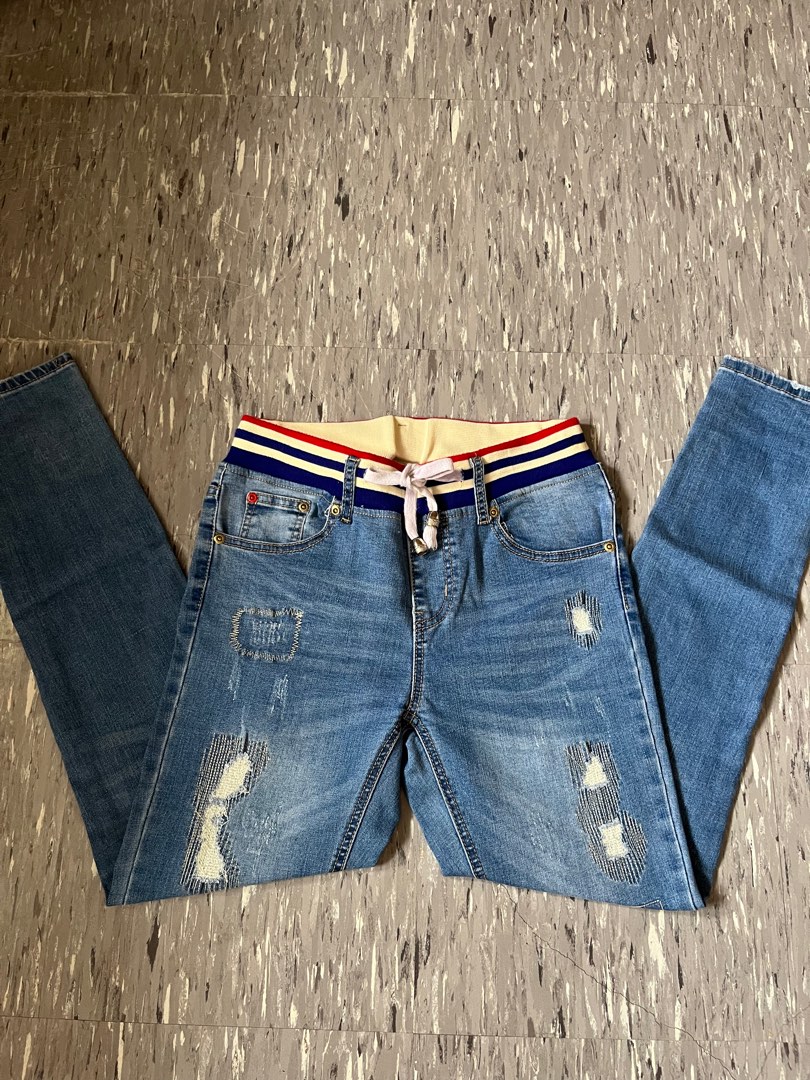 Garterized Skinny Jeans, Women's Fashion, Bottoms, Jeans on Carousell