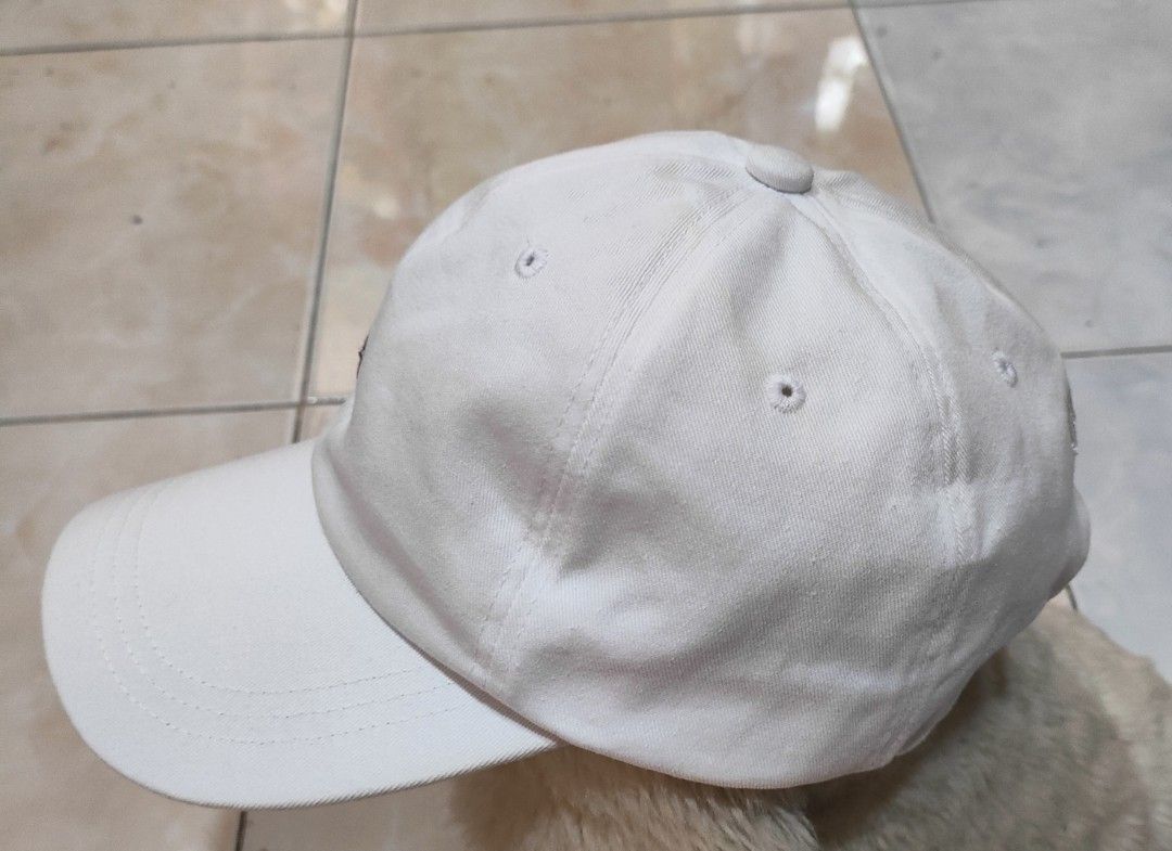 Guess mini triangle logo cap, Men's Fashion, Watches & Accessories ...