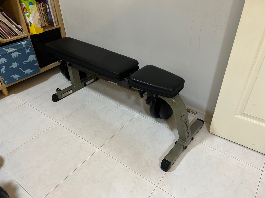 Gym Bench Body Solid, Sports Equipment, Exercise & Fitness, Weights ...