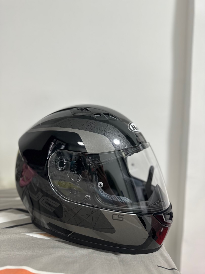 HJC Full Face Helmet XL, Motorcycles, Motorcycle Accessories on Carousell
