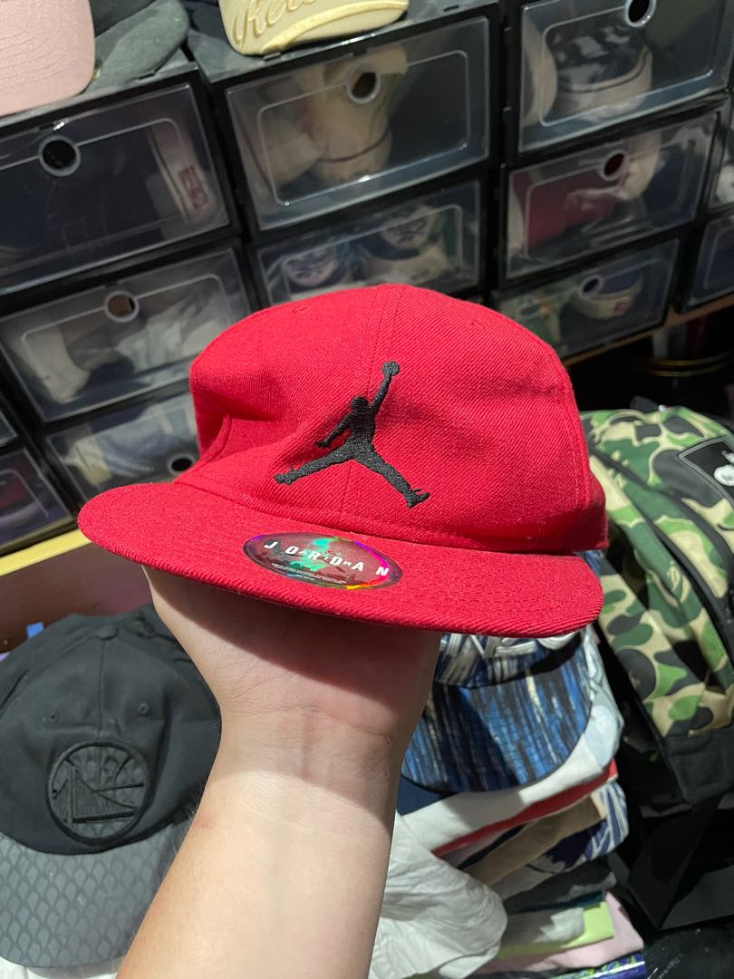 JORDAN CLOSED CAP, Men's Fashion, Watches & Accessories, Caps & Hats on ...