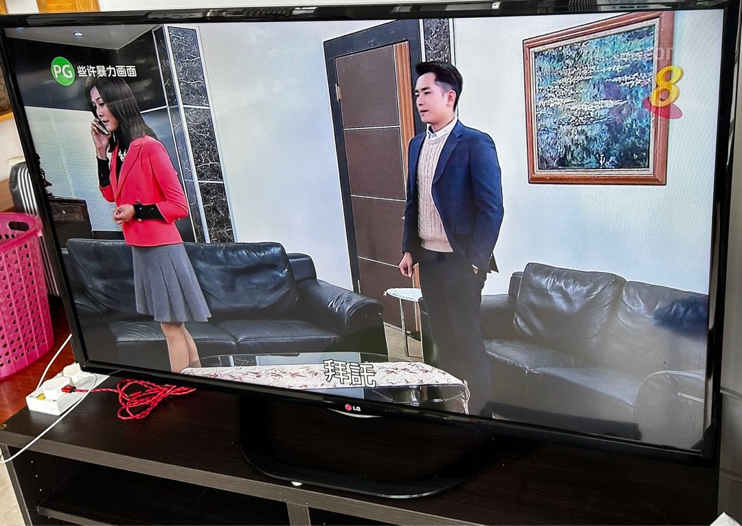 47 inch LG LED Smart TV, TV & Home Appliances, TV & Entertainment, TV on Carousell