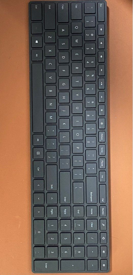 Microsoft Designer Bluetooth Keyboard, Computers & Tech, Parts ...