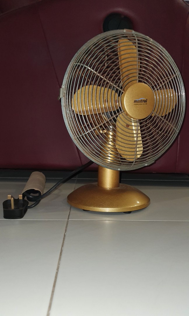 Mistral Desk Fan (Motor Problem I think), Furniture & Home Living ...