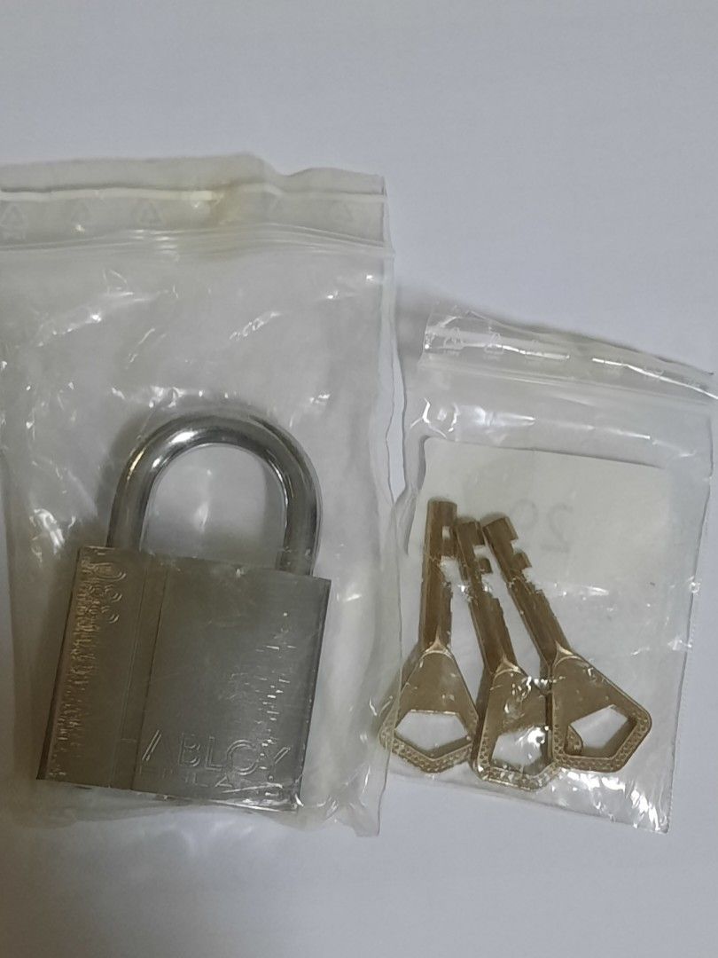 (NEW) Abloy Finland Brass Padlock PL330, Furniture & Home Living ...
