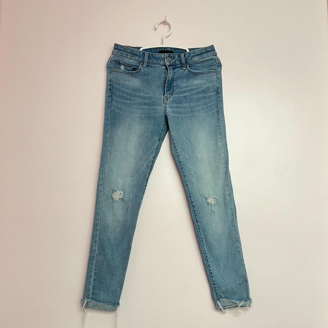 oh, new jeans, Women's Fashion, Bottoms, Jeans on Carousell